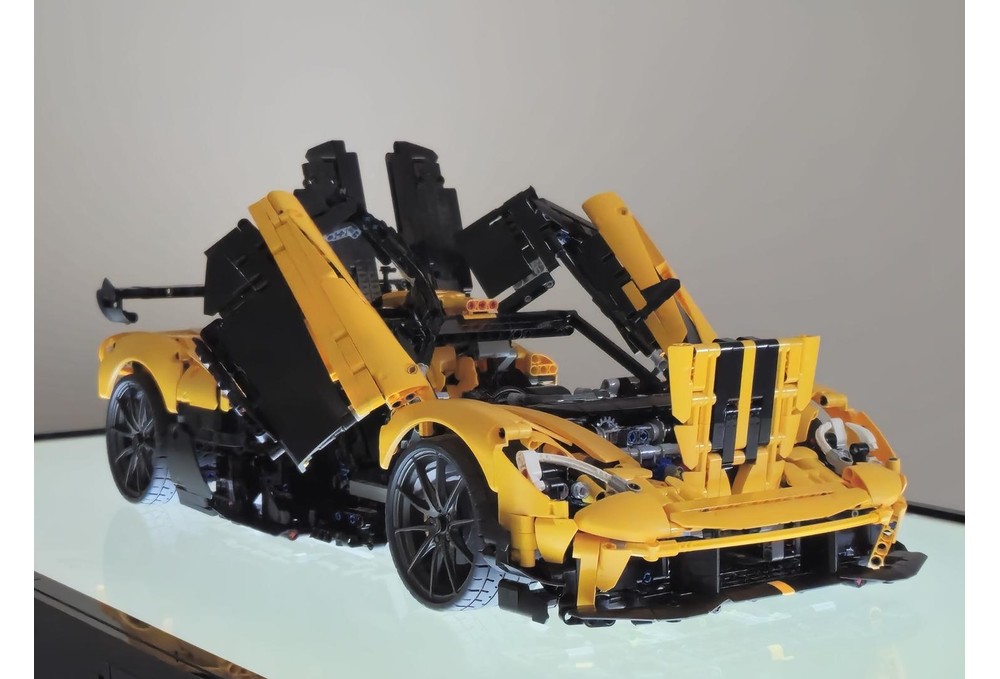 LEGO MOC-215951 Gordon Murray Automotive T.50s (42172) by BricksByCas24 ...