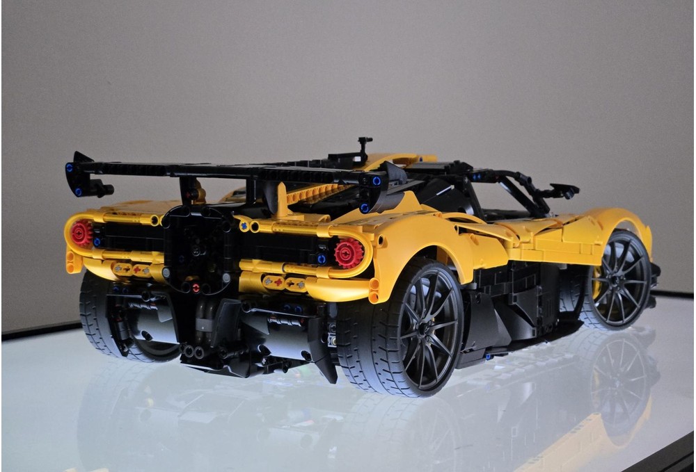 LEGO MOC-215951 Gordon Murray Automotive T.50s (42172) by BricksByCas24 ...