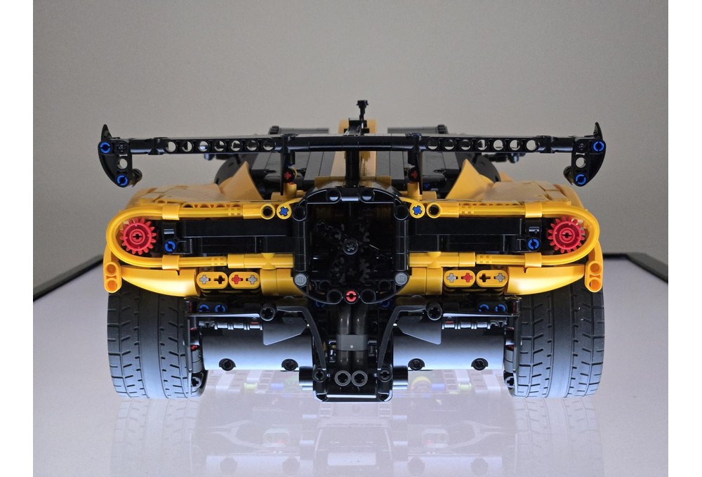 LEGO MOC-215951 Gordon Murray Automotive T.50s (42172) by BricksByCas24 ...