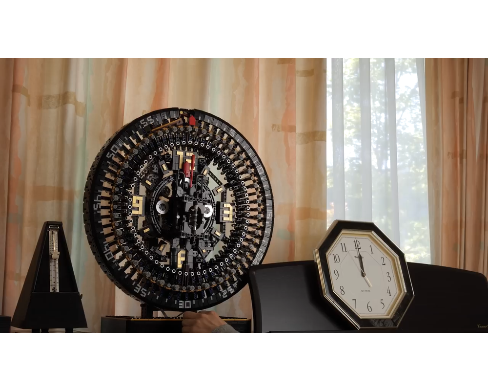 LEGO MOC Mangle Rack Clock, by Akiyuki by Planet GBC | Rebrickable ...