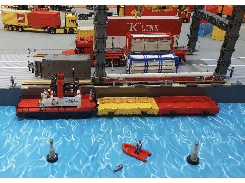 LEGO MOC Container Freight Barge 20" for Harbour Tug by TECHNICer83 ...