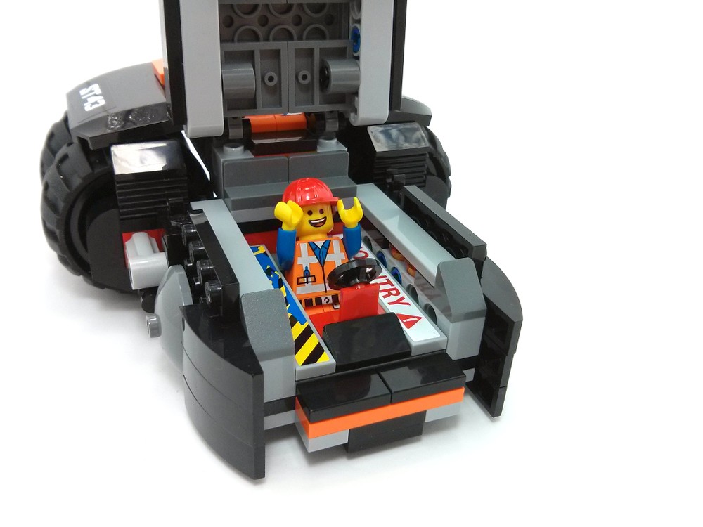 LEGO MOC Super Secret Police Spaceship by msx | Rebrickable - Build ...