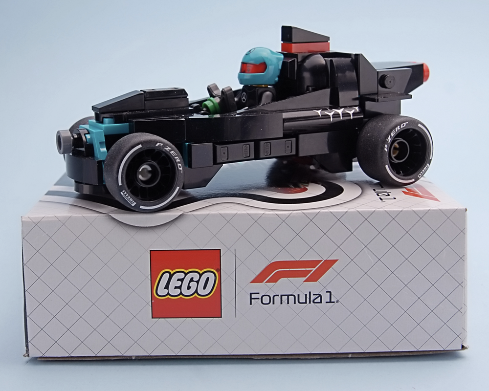 LEGO MOC 77244 G racer by Keep On Bricking | Rebrickable - Build with LEGO