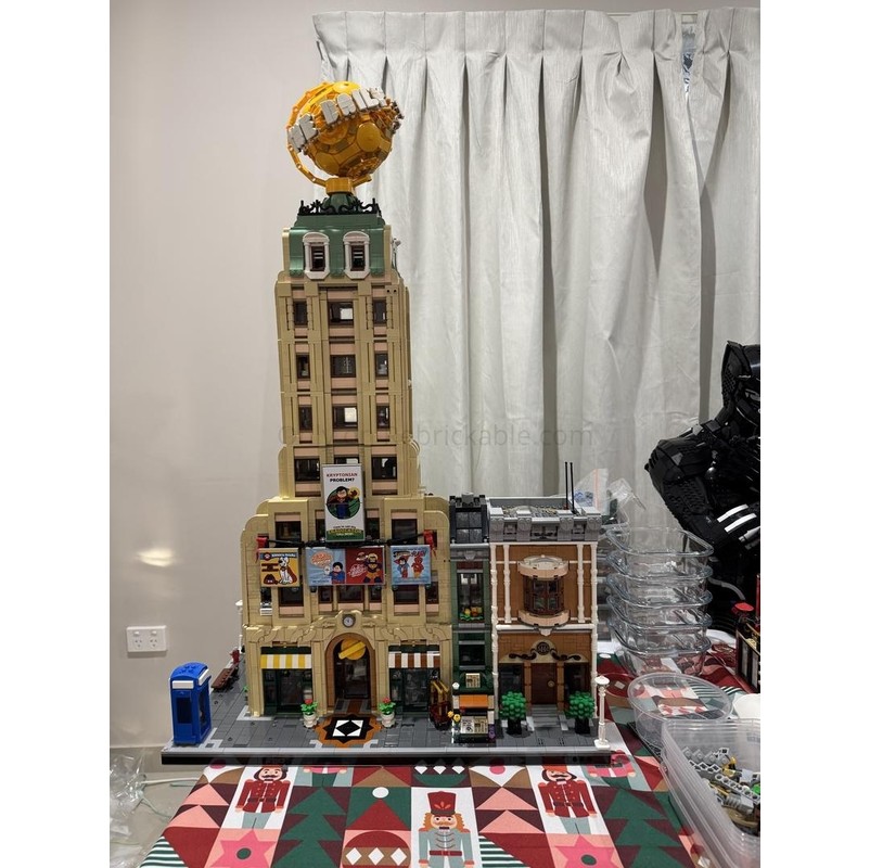 LEGO MOC Daily Planet Modular Building - 10297-1 and 10278-1 ...