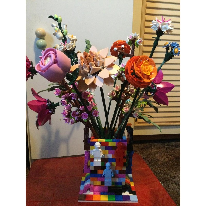 LEGO MOC Flowers for Everyone vase by Puzzler | Rebrickable - Build ...