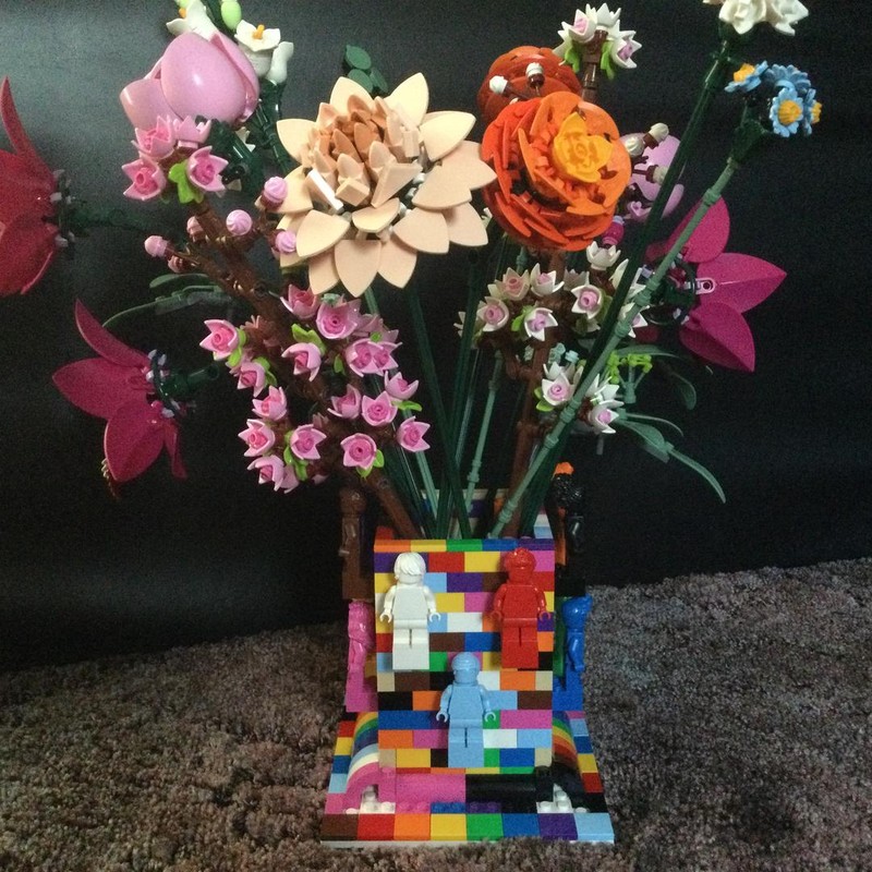 LEGO MOC Flowers for Everyone vase by Puzzler | Rebrickable - Build ...