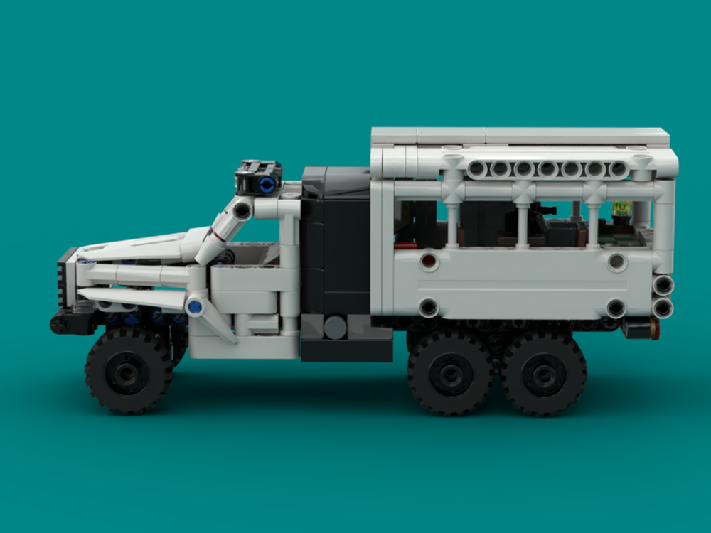 LEGO MOC Ural 6x6 Auto House by ElectroFutureX | Rebrickable - Build ...