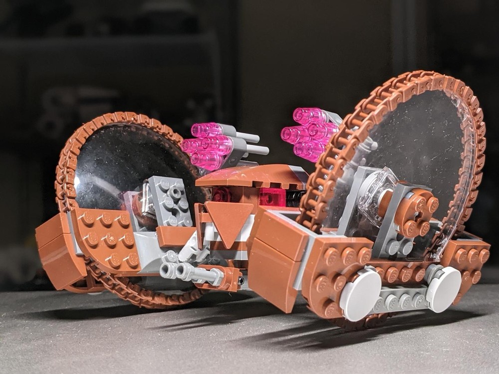LEGO MOC 7670 Hailfire Droid Mod - Frictionless Wheels & Facelift by ...