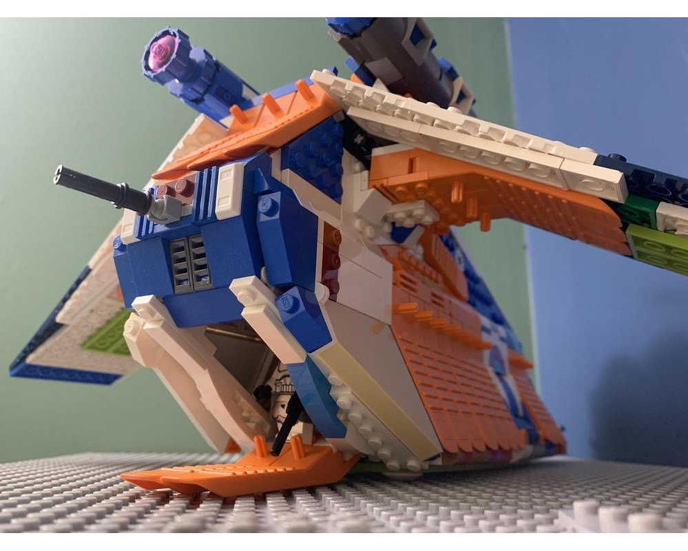 LEGO MOC-217211 Brick Separator Gunship by brickedsls | Rebrickable ...