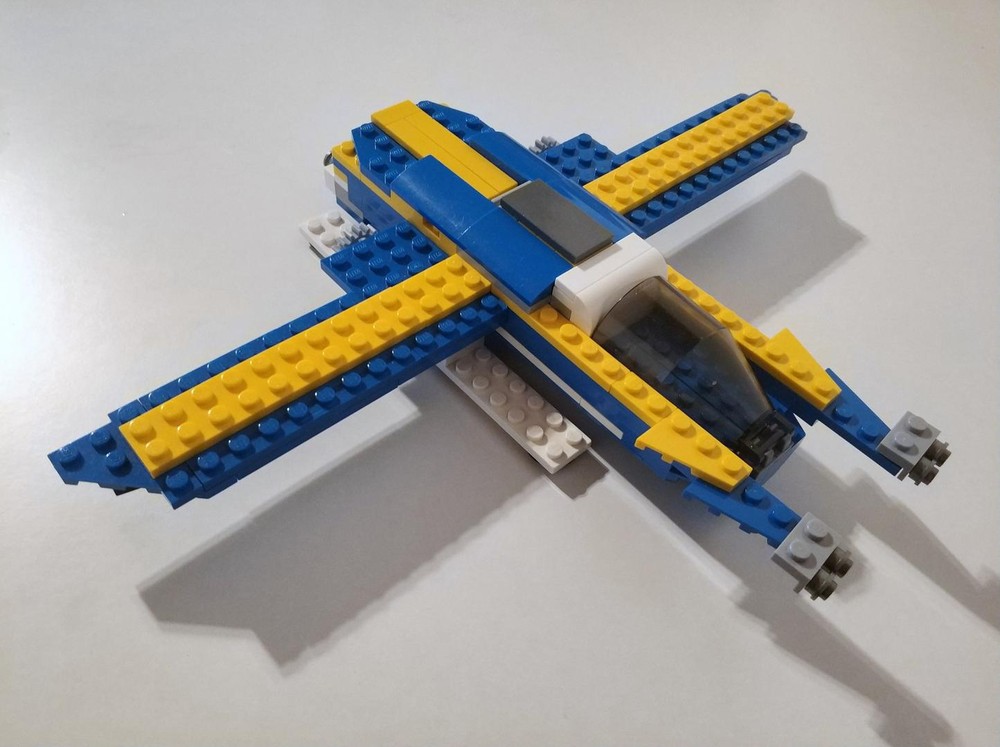 LEGO MOC 31011 Plane by Rovel | Rebrickable - Build with LEGO