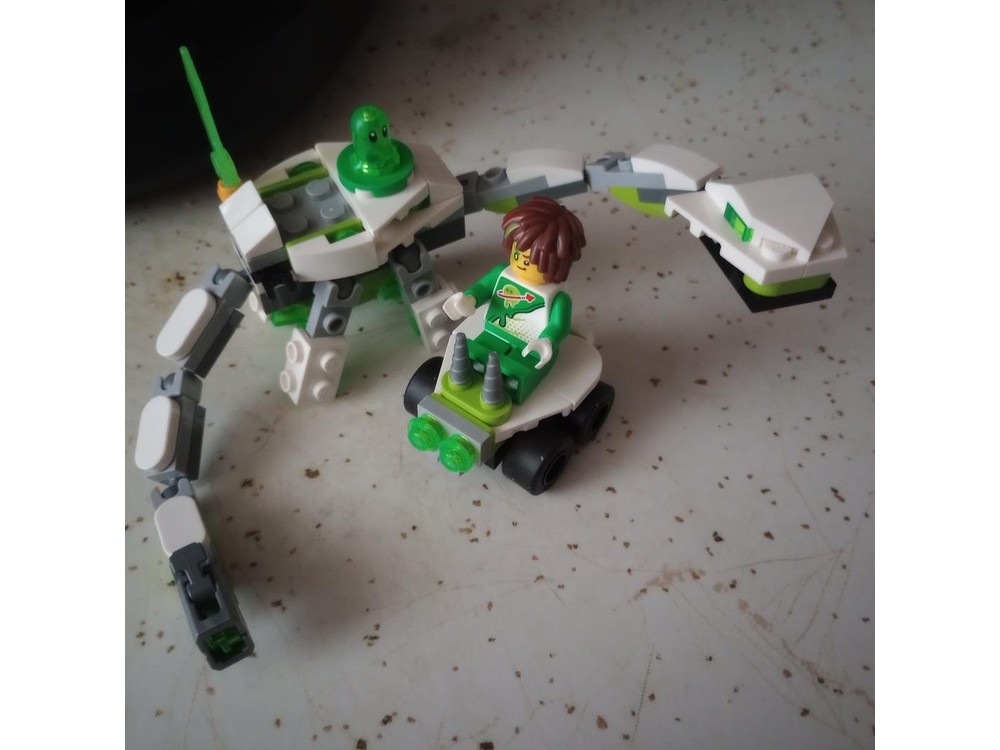 LEGO MOC Cyber Sauropod & Love Bug-E by Jeruvian | Rebrickable - Build ...