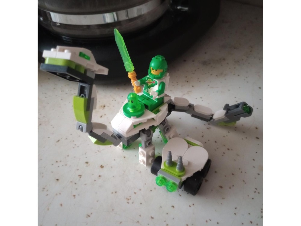 LEGO MOC Cyber Sauropod & Love Bug-E by Jeruvian | Rebrickable - Build ...