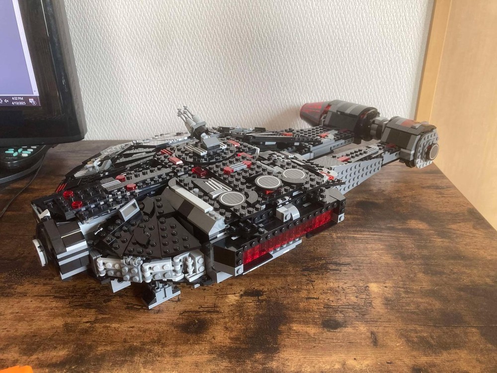 LEGO MOC Dark Outrider Shadows of the Empire by CreationCaravan (Brad ...
