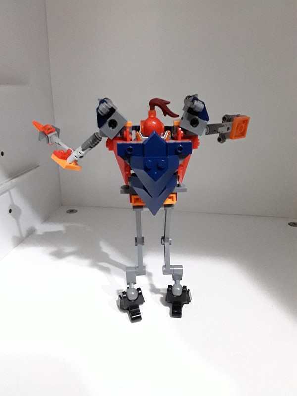 LEGO MOC 70361 - Macy's Mech by LegoOri | Rebrickable - Build with LEGO