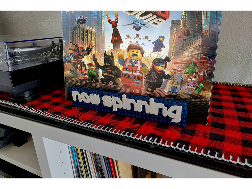 LEGO MOC Vinyl Display Stand by doubtfurious | Rebrickable - Build with ...