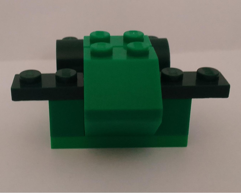 LEGO MOC Green Octopus by HotRod95 | Rebrickable - Build with LEGO