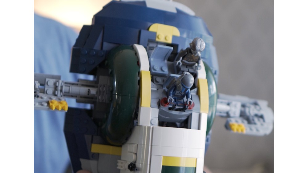 LEGO MOC-218967 Jango's Slave 1 by BaufmanBricks | Rebrickable - Build ...