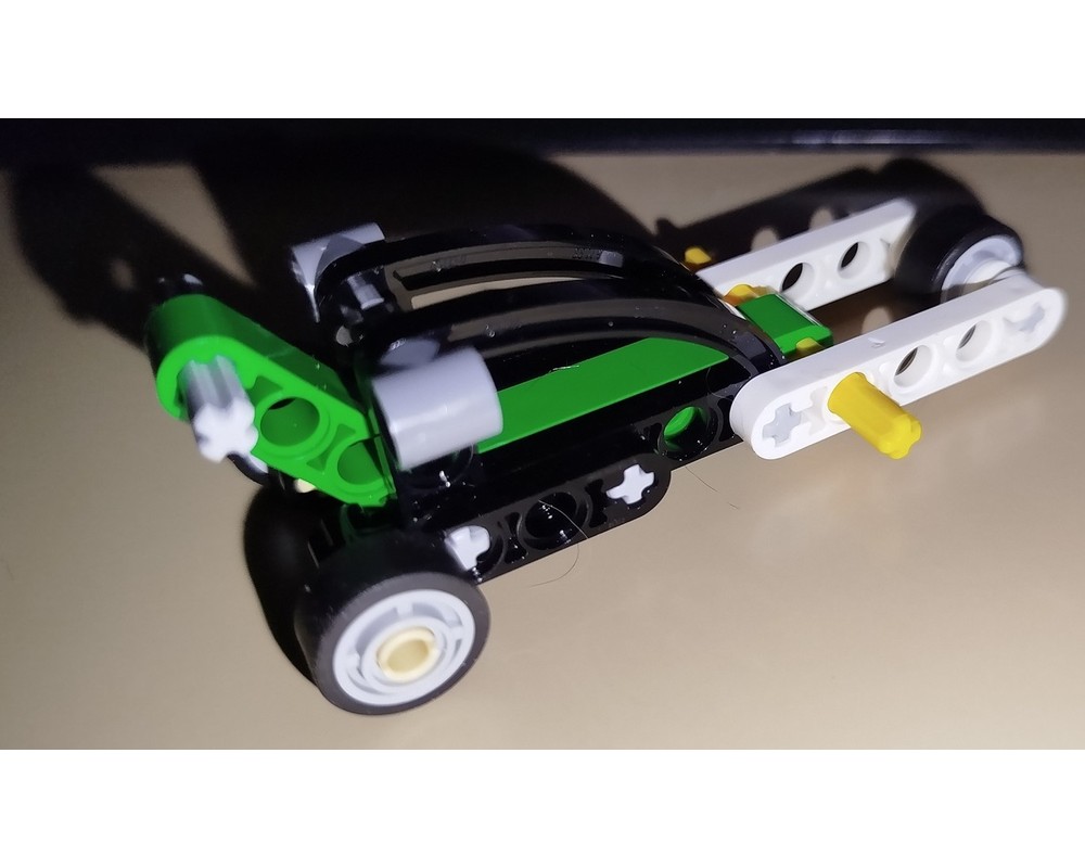 LEGO MOC 412402 - Super S-Trike by JusTiCe8 | Rebrickable - Build with LEGO