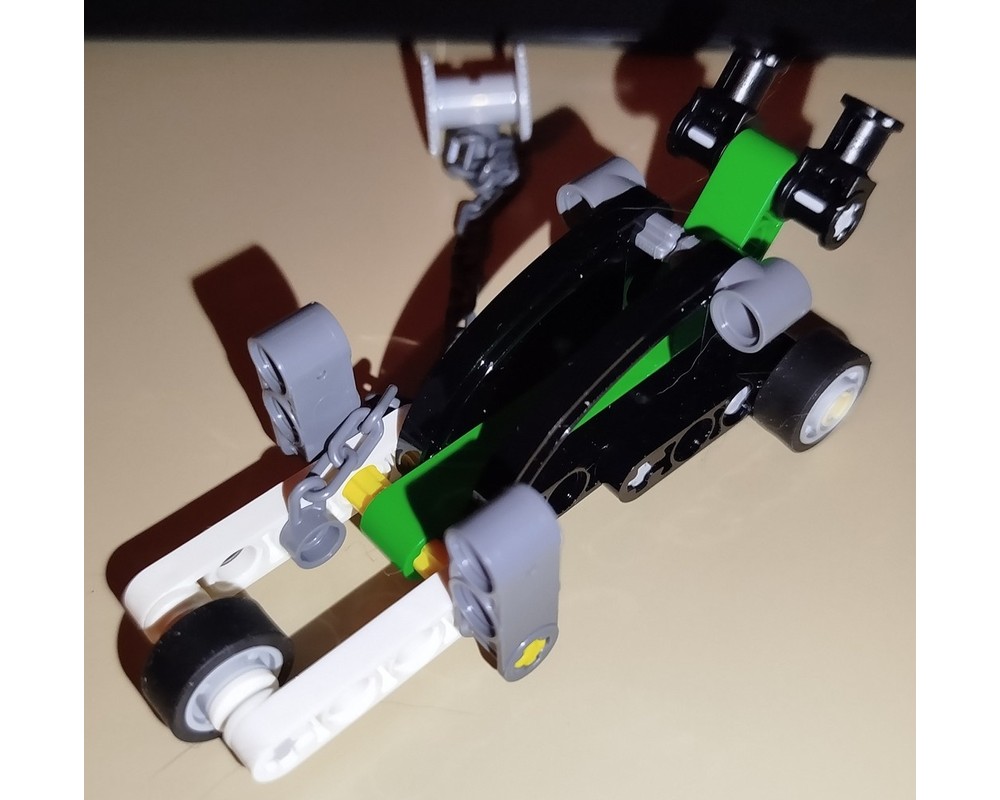 LEGO MOC 412402 - Super S-Trike by JusTiCe8 | Rebrickable - Build with LEGO