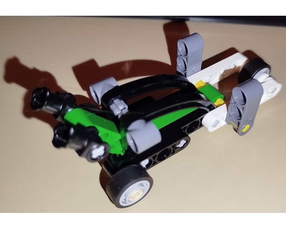 LEGO MOC 412402 - Super S-Trike by JusTiCe8 | Rebrickable - Build with LEGO