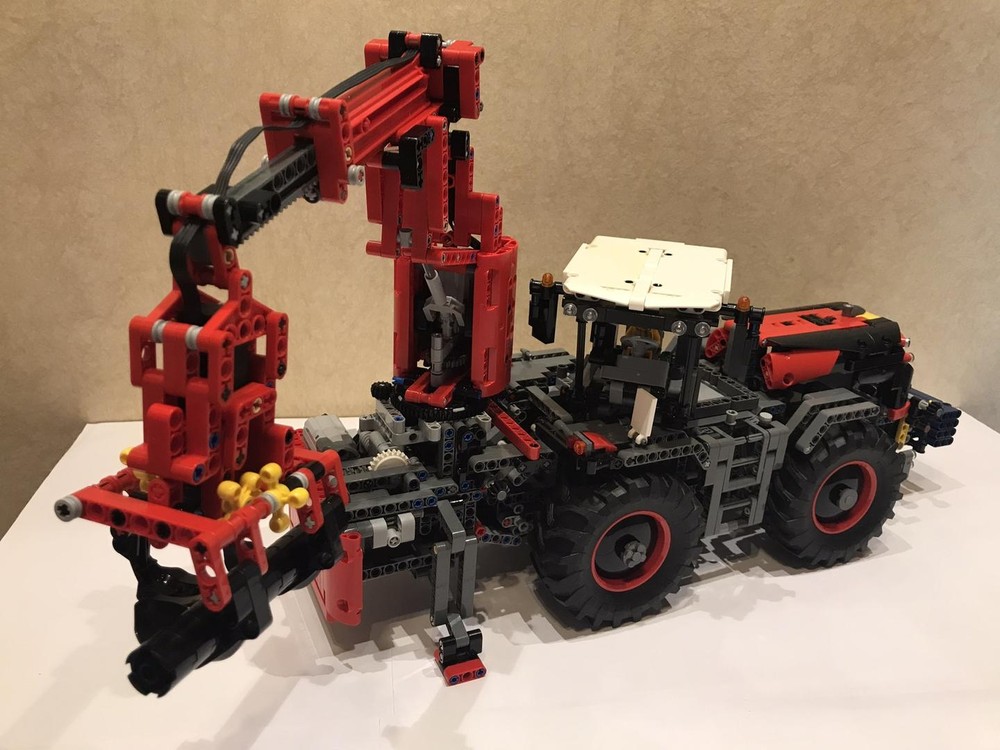 LEGO MOC MOC 42054 CLAAS XERION 5000 remote-controlled by Hinnerk ...