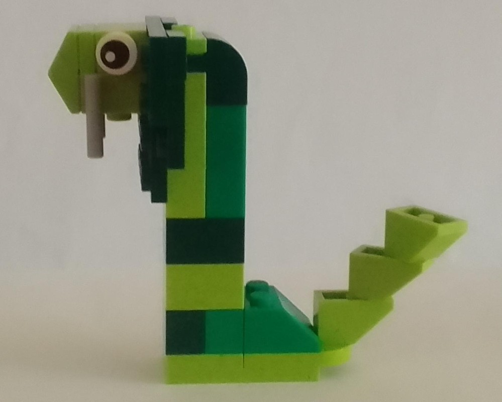 LEGO MOC Green Cobra Snake by HotRod95 | Rebrickable - Build with LEGO