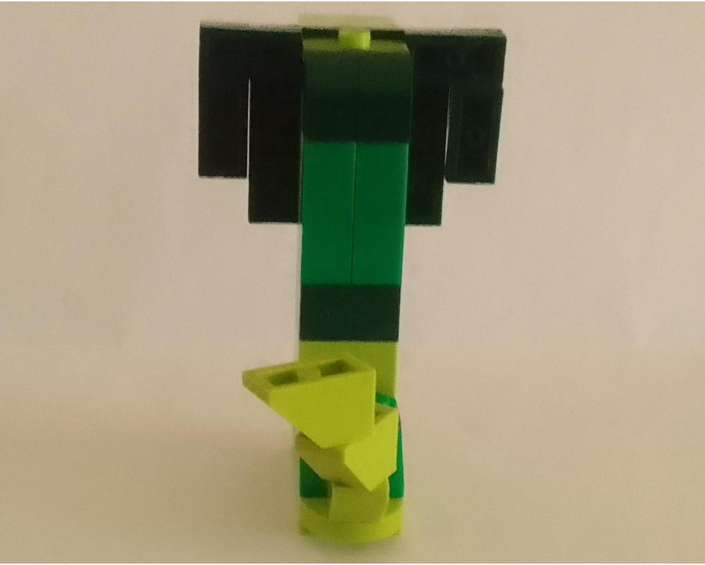 LEGO MOC Green Cobra Snake by HotRod95 | Rebrickable - Build with LEGO