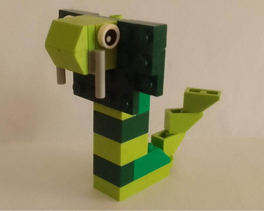 LEGO MOC Green Cobra Snake by HotRod95 | Rebrickable - Build with LEGO