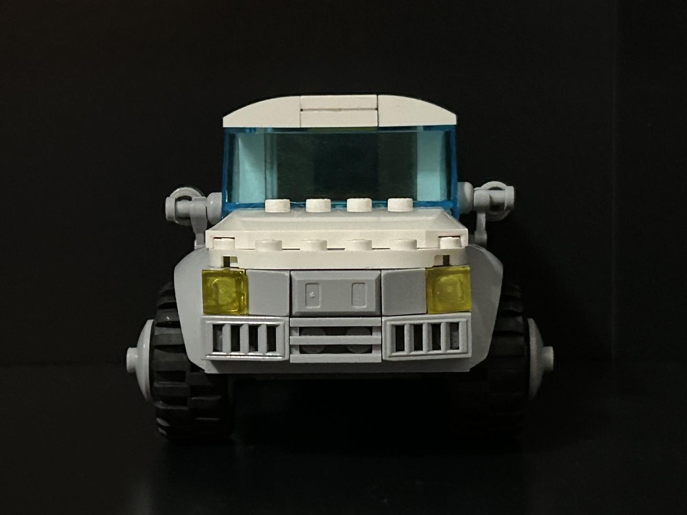 LEGO MOC Generic SUV by Goldblast | Rebrickable - Build with LEGO