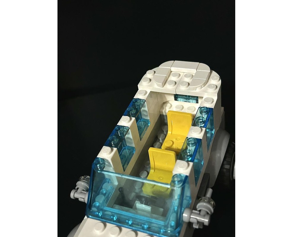 LEGO MOC-219802 Generic SUV by Goldblast | Rebrickable - Build with LEGO