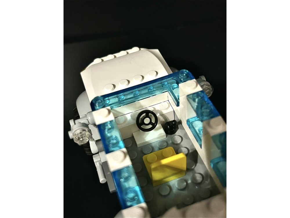 LEGO MOC Generic SUV by Goldblast | Rebrickable - Build with LEGO