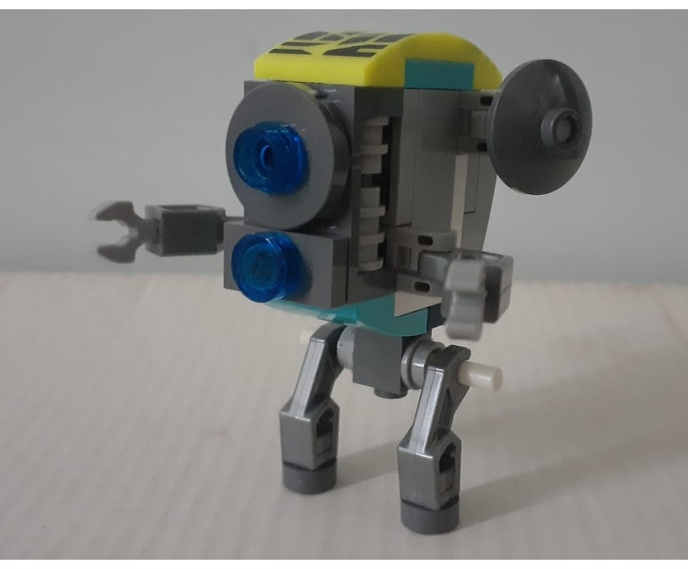 LEGO MOC Haxion Brood Bounty Droid by PRbrickbuilder | Rebrickable ...