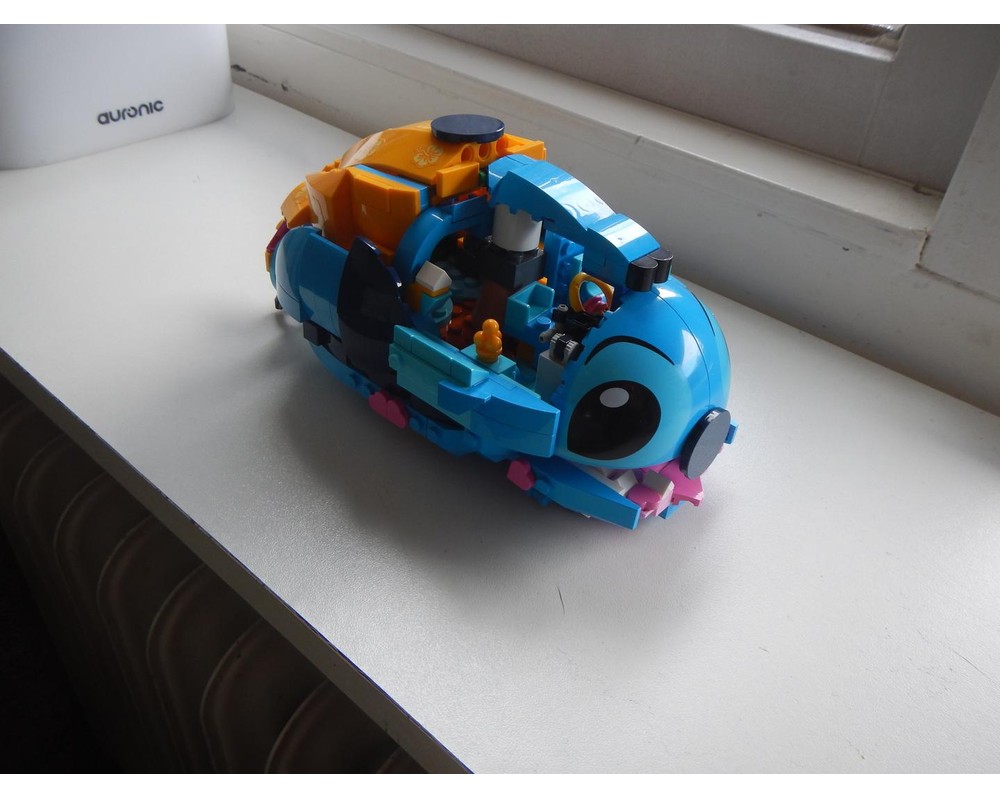 LEGO MOC-219969 43249 Stitchmarine by Legoivo | Rebrickable - Build ...