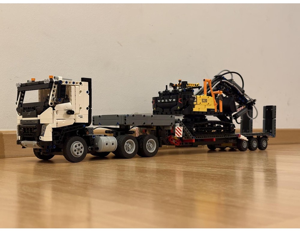 LEGO MOC 42175 Volvo Truck RC by JF551 | Rebrickable - Build with LEGO