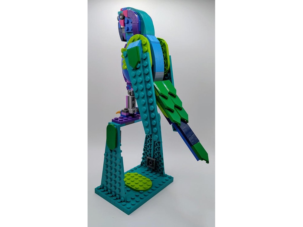 LEGO MOC-220360 31157 Exotic Parrot by Dafeld | Rebrickable - Build ...