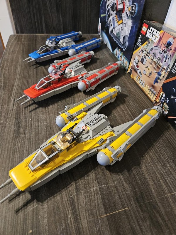 LEGO MOC Clone Wars Starfighter in Yellow by rvn0516 | Rebrickable ...