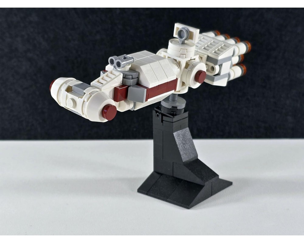 LEGO MOC Mini CR-90 Tantive IV Rebel Blockade Runner with display stand ...