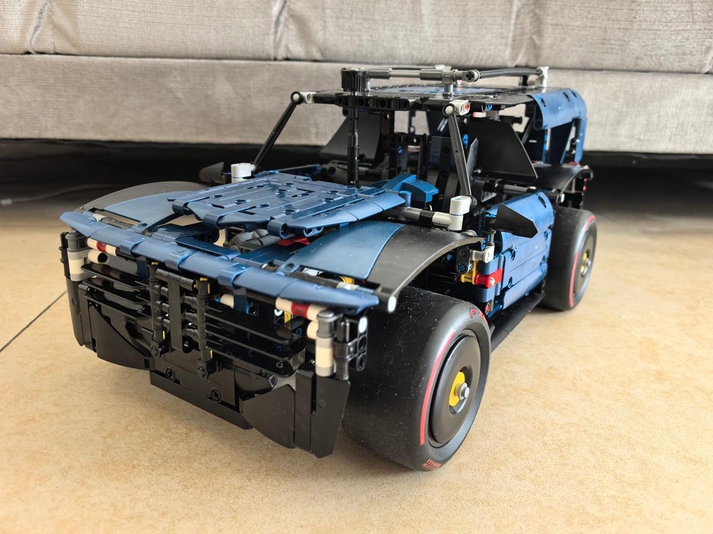LEGO MOC 42206 hybrid SUV by nofans2 | Rebrickable - Build with LEGO