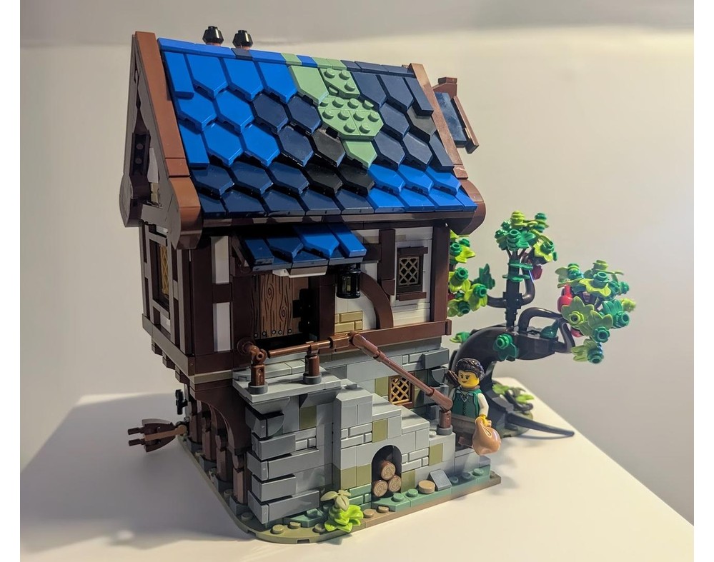 LEGO MOC Blacksmith scaled down by Vuzi | Rebrickable - Build with LEGO