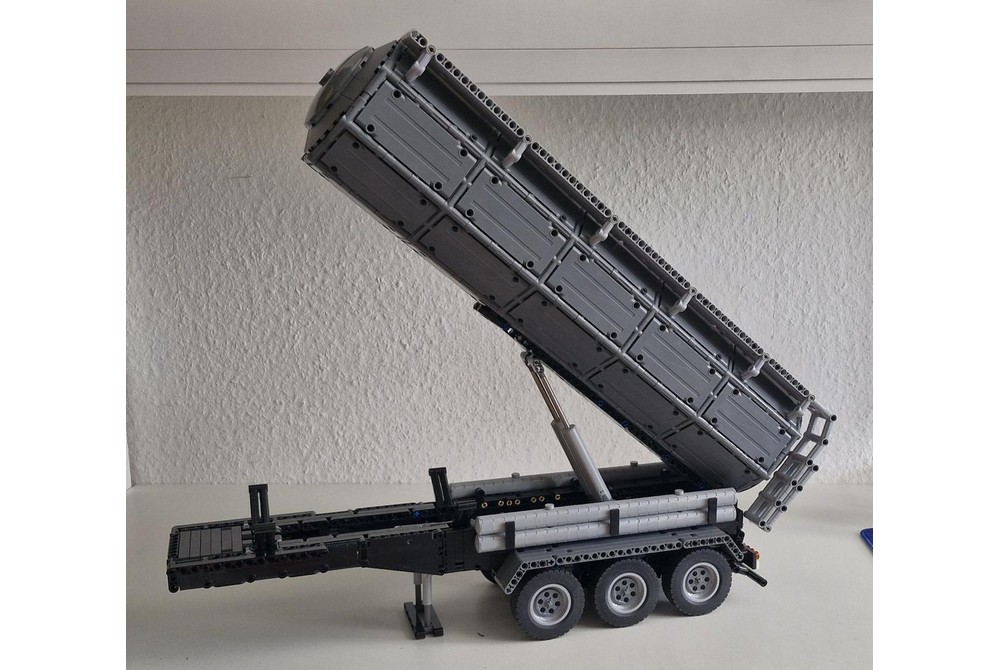 LEGO MOC Tipper Silo Trailer for Mercedes Benz Arocs (1:17,5) by ...