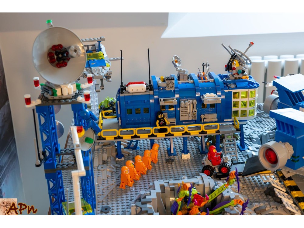 LEGO MOC-221036 Spatioport control center by APnForge | Rebrickable ...