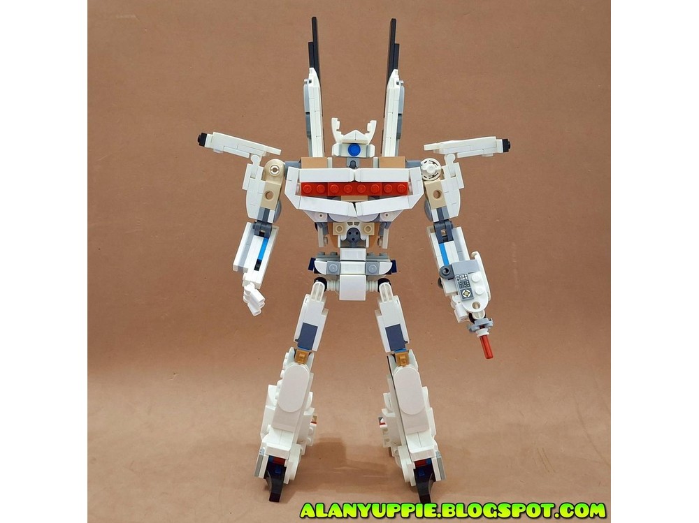 LEGO MOC Shockwave (Transformers One) using LEGO set 31152 by ...