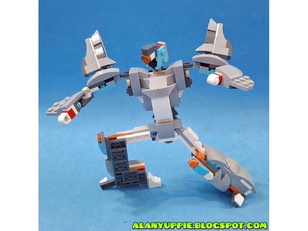 LEGO MOC Transformer Cybertronian Jet / Brainstorm using using LEGO ...