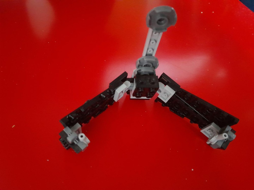 LEGO MOC Klingon Bird of Prey (30685 alt) by queen_enterprise ...