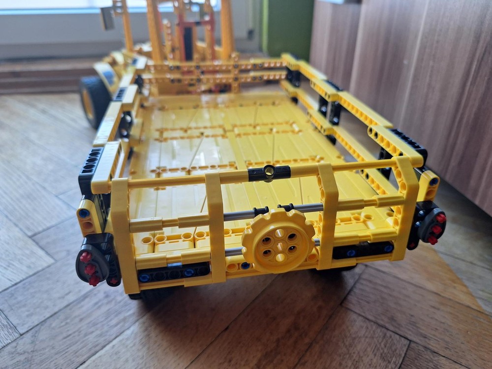 LEGO MOC-221493 42114 alt Tractor + trailer by przemoe | Rebrickable ...