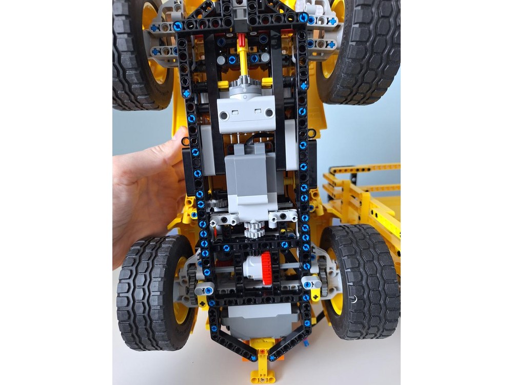 LEGO MOC-221493 42114 alt Tractor + trailer by przemoe | Rebrickable ...