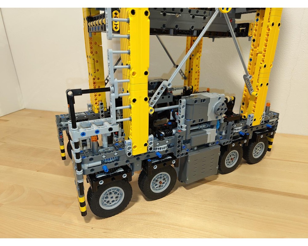 LEGO MOC-221529 Straddle container carrier by seecheck | Rebrickable ...