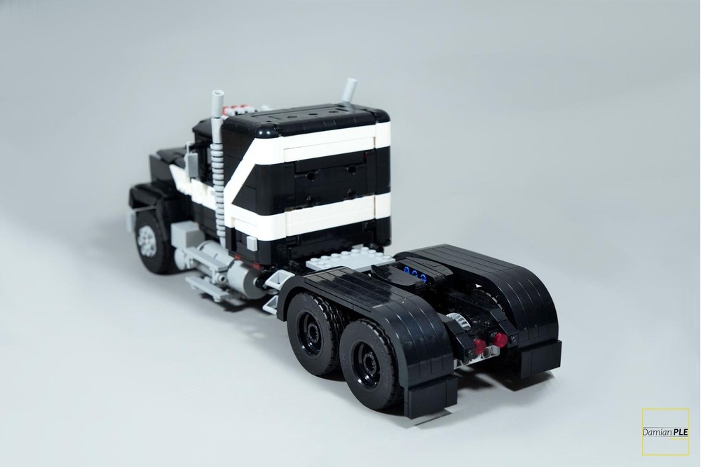 LEGO MOC-221889 1985 MACK Superliner by DamianPLE Technic Garage ...