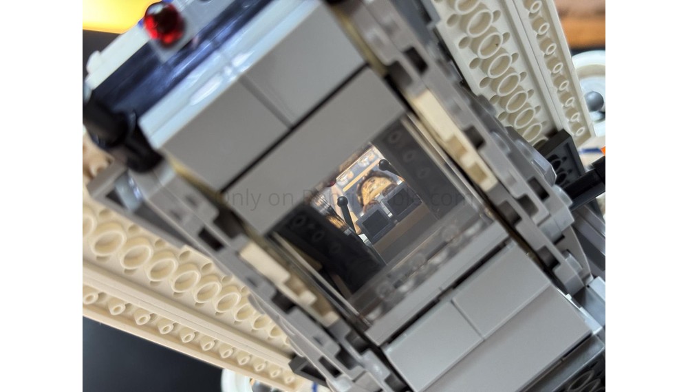 LEGO MOC Lego UWing Starfighter Set 75399 Sliding Doors, Larger Cabin ...