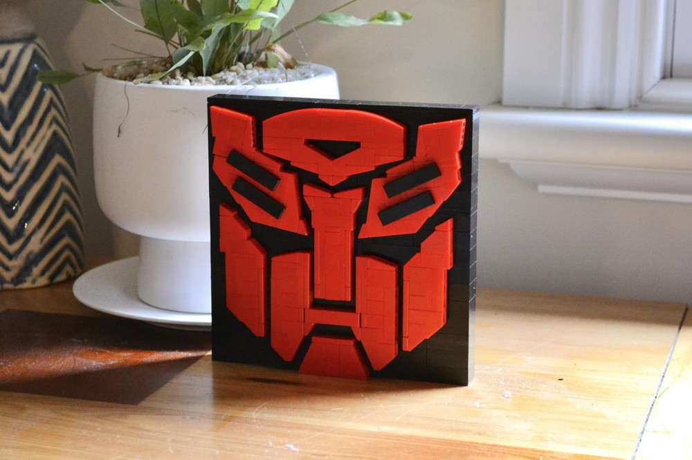 LEGO MOC Autobot Symbol - Transformers by Blaze.Mocs | Rebrickable ...